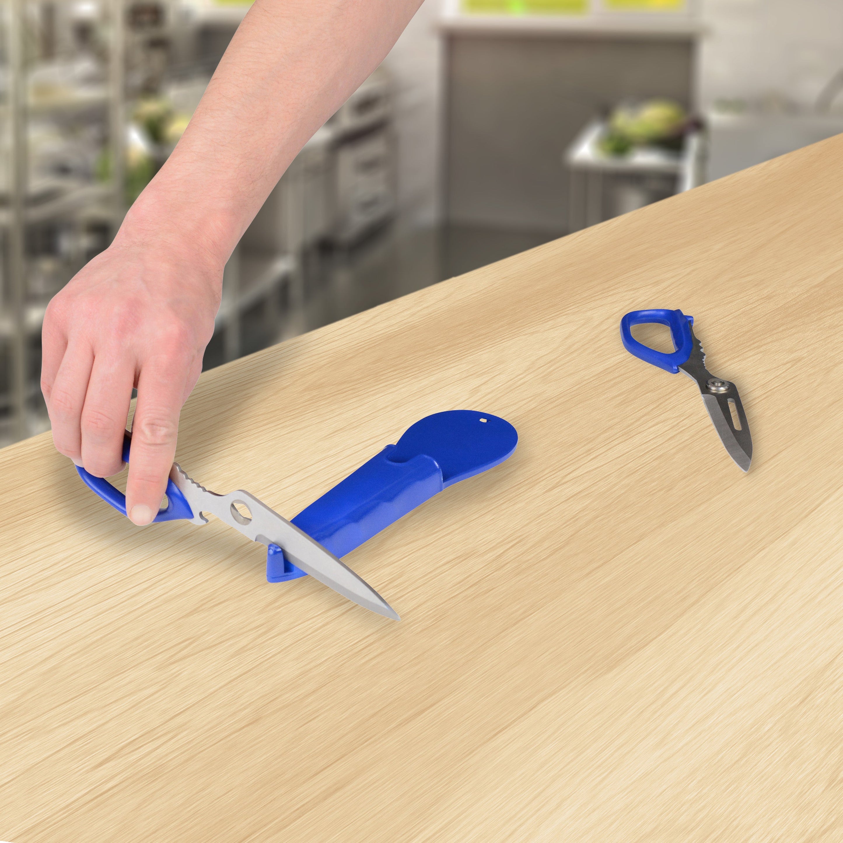 Westcott Kitchen Shear with detachable handles includes Sheath with bu ...